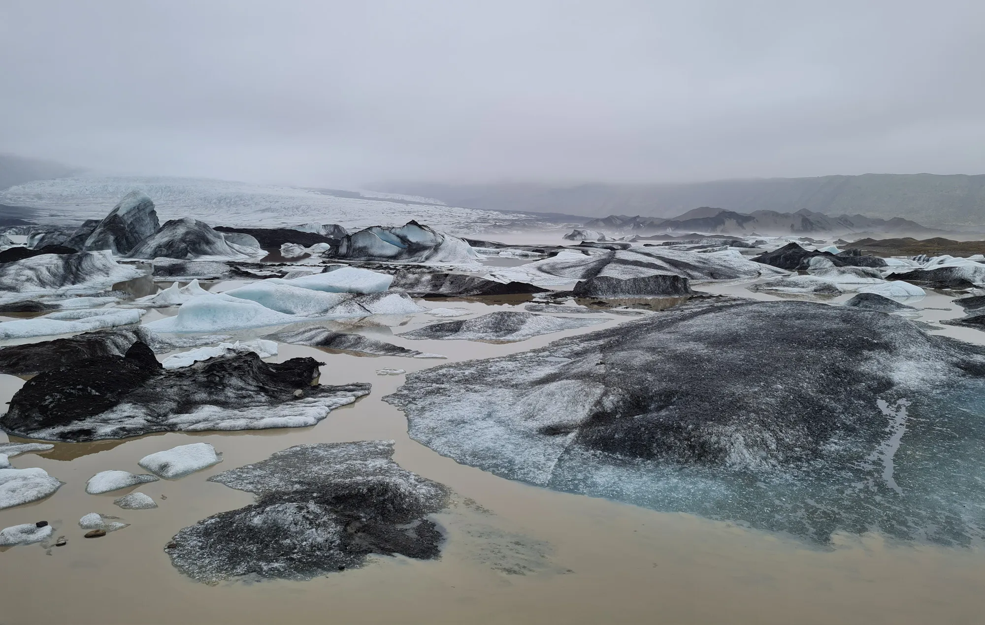 Planetary Intimacies – White Noise
